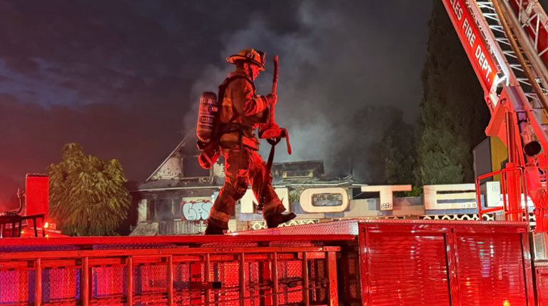 Raging fire destroys historic Hollywood hotel: '120-year story ends here'