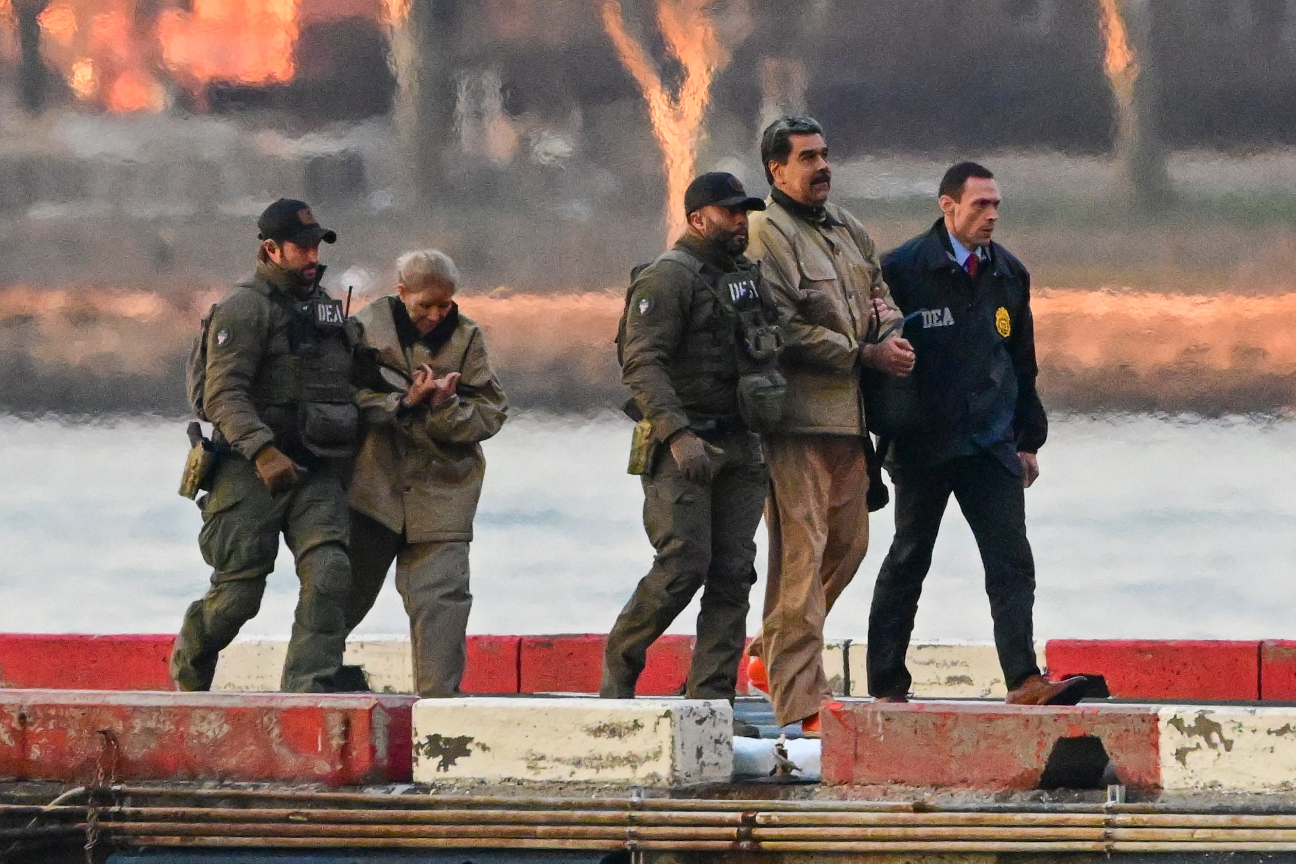 Argentina pide a EE.UU. la extradición de Maduro para juzgarlo por ...