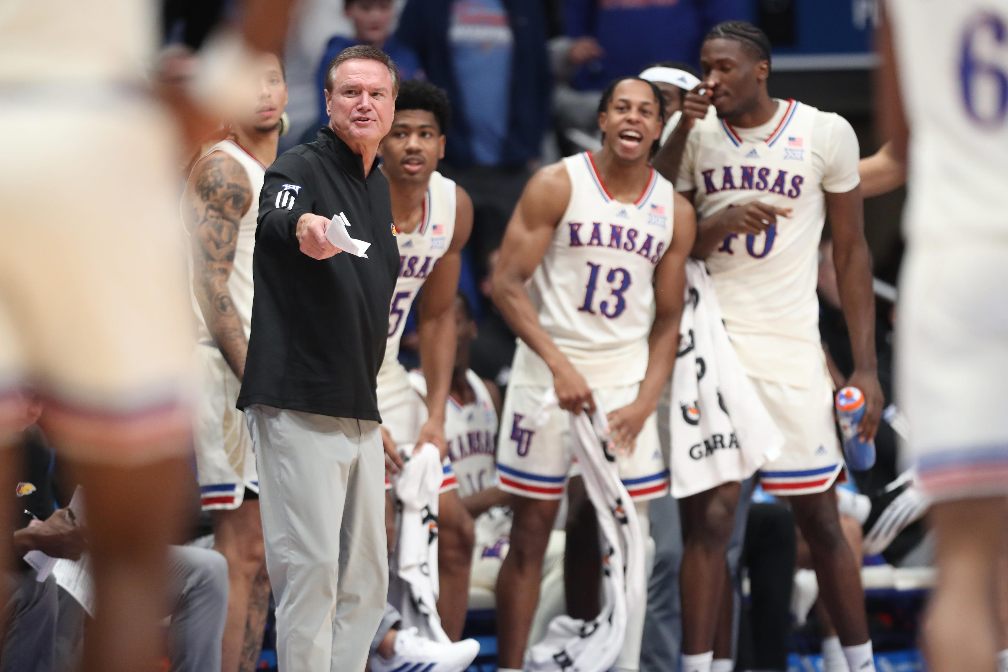 Did Kansas basketball drop in latest USA TODAY Sports Coaches Poll?