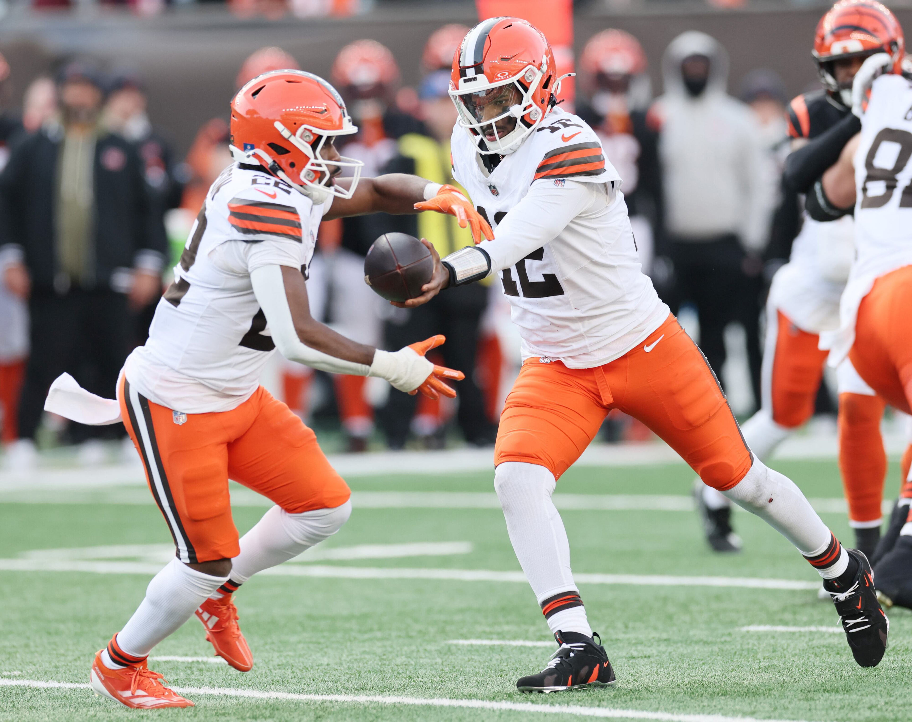 GM Andrew Berry not ready to commit to Shedeur Sanders as Browns QB for ...