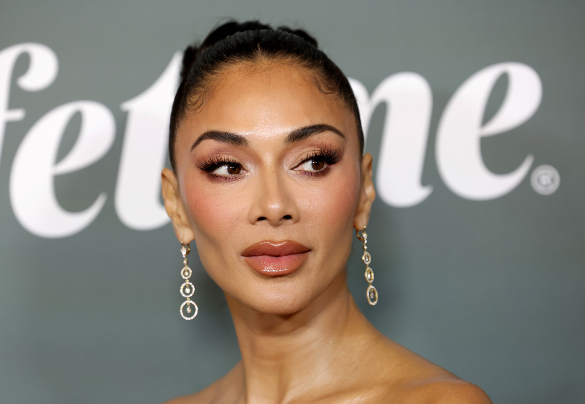 Nicole Scherzinger starts 2026 with bikini-filled beach vacation in new ...