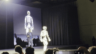 Hyundai unveils collaborative Atlas robot at CES 2026