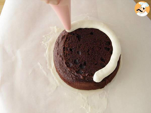 Layer cake petit chef with gum paste - video recipe!