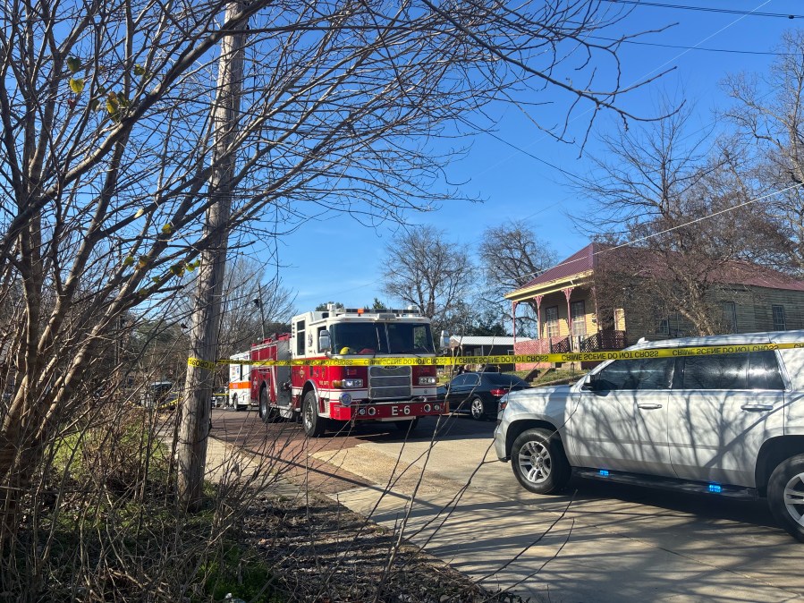 Vicksburg police investigate apparent murder-suicide