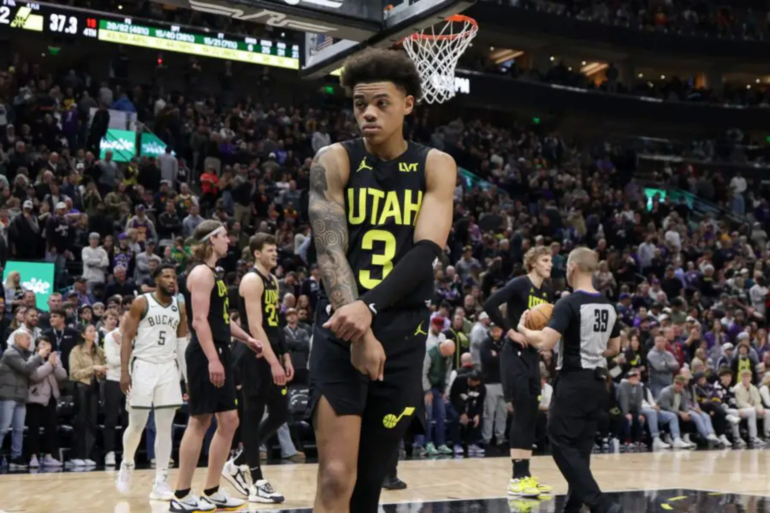 Milwaukee Bucks: NBA expert has this to say on Ryan Rollins being ...