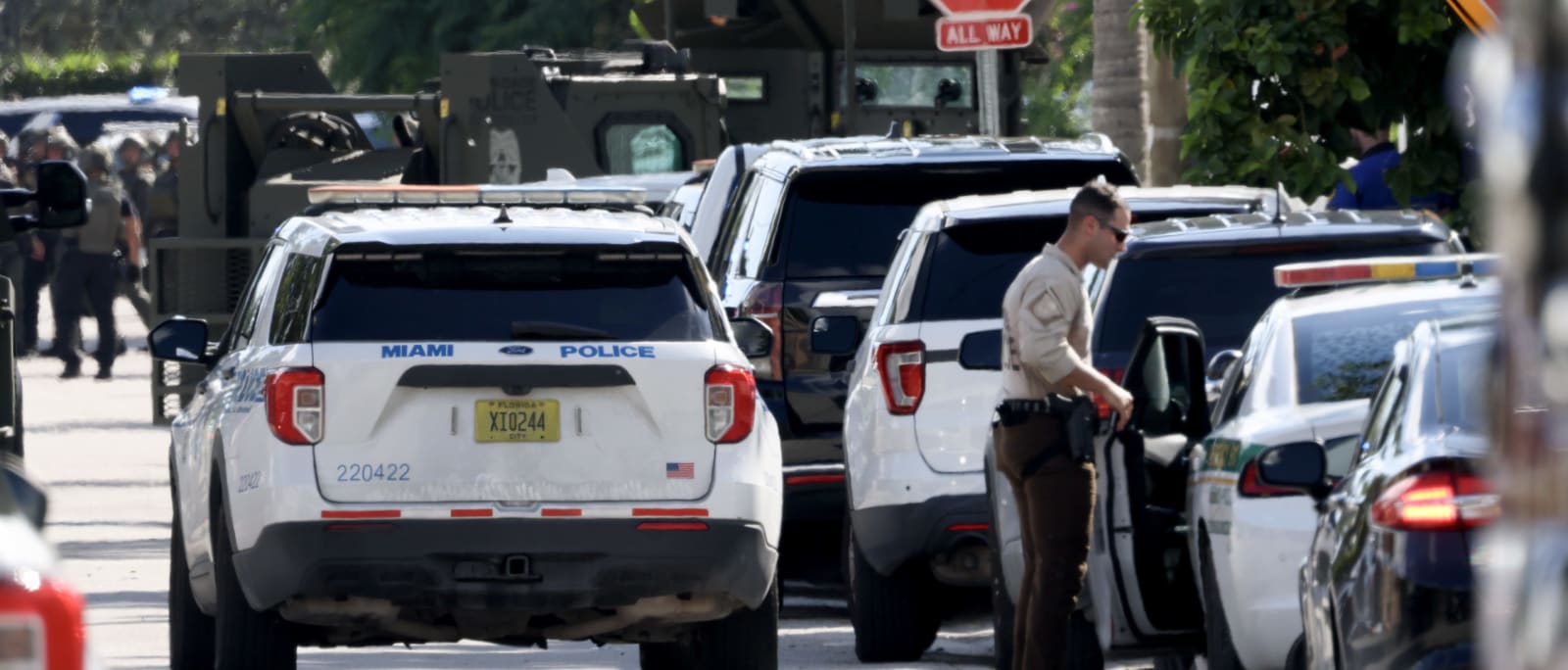 Lingerie-wearing Florida man allegedly hid gun under prosthetic breasts ...