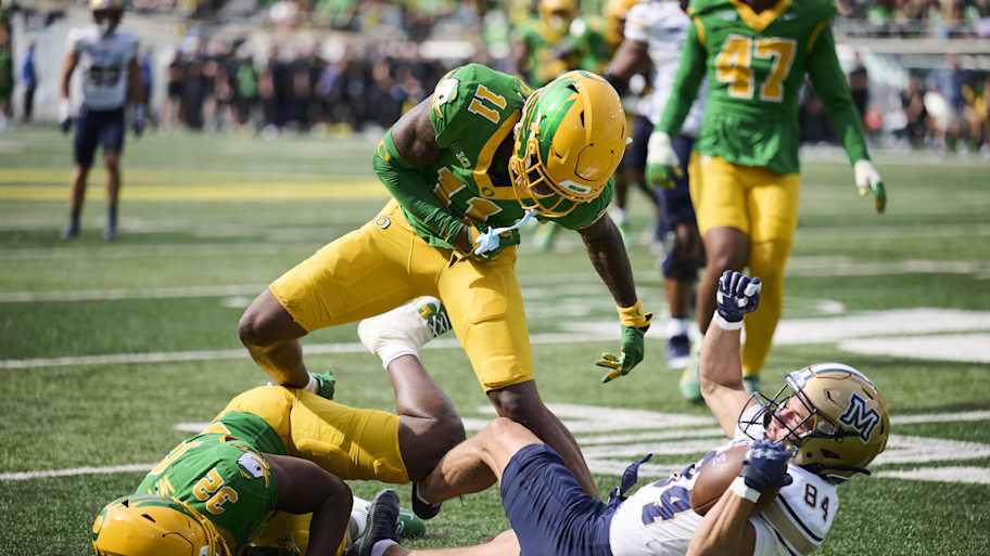 Oklahoma keeps landing portal players, earns commitment from Oregon DB ...