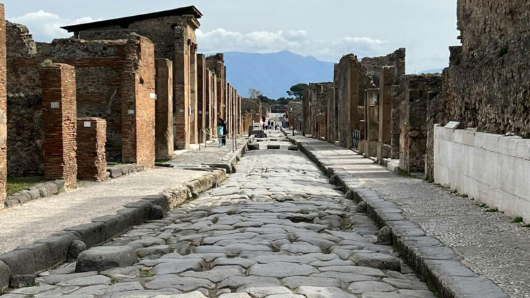 Archaeologists find long buried staircase revealing new secrets of the ...