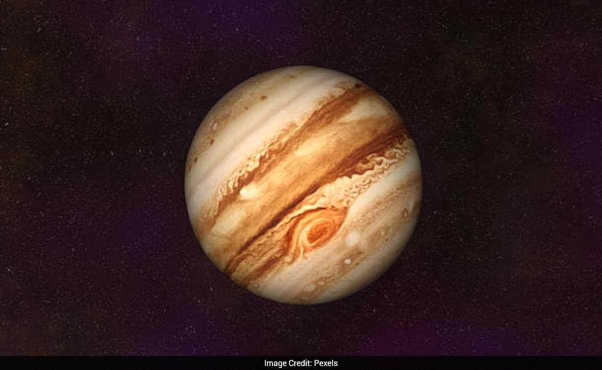 Giant planet Jupiter set to come closest to Earth this week offering an ...