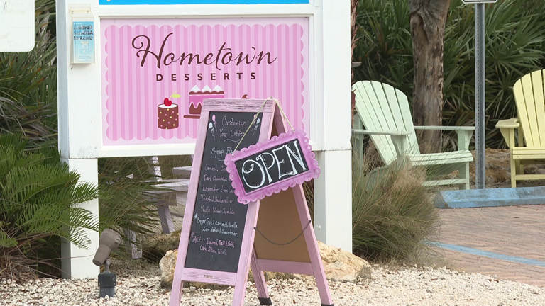 Work continues on historic Anna Maria City Pier after 2024 hurricane damage