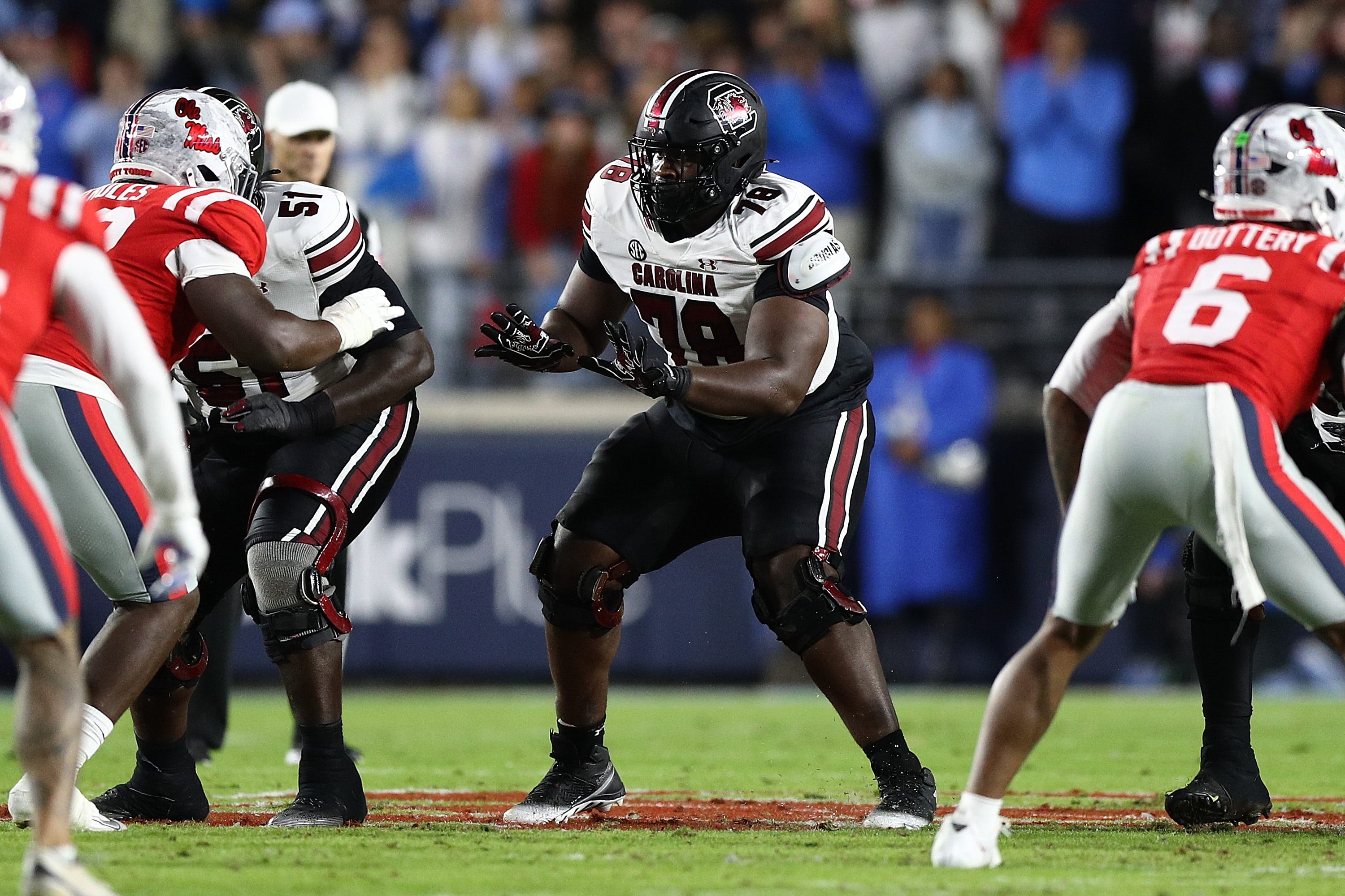 Texas A&M land commitment from South Carolina transfer OL