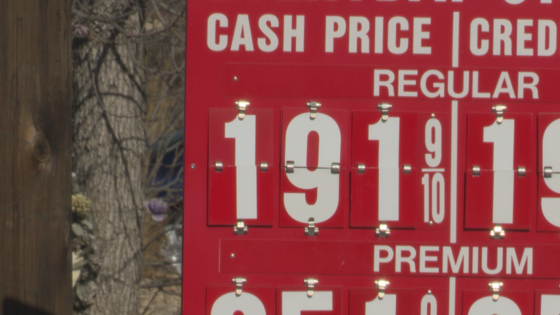 Will Colorado’s low gas prices last? Expert weighs in as drivers save ...