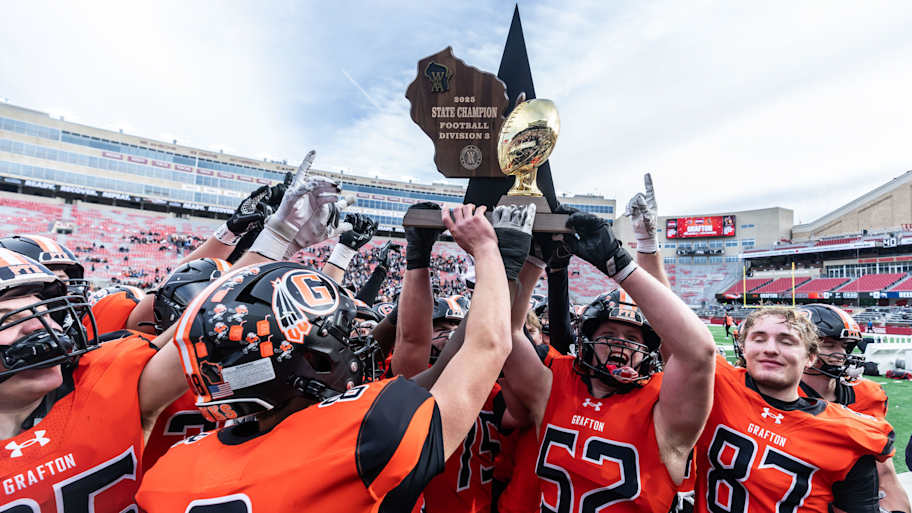Vote: Who was the 2025 Wisconsin high school football team of the year?
