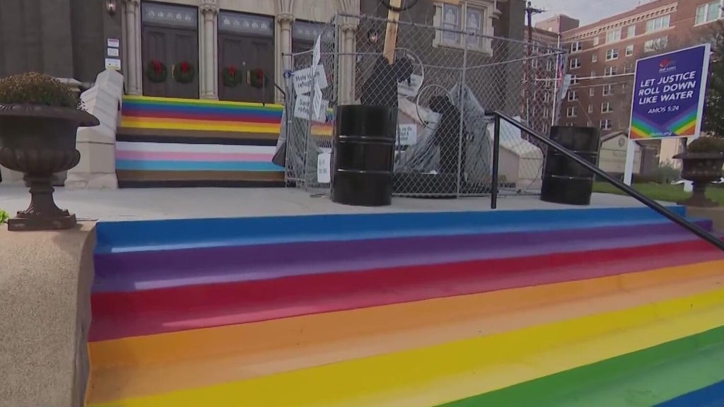 Dallas city leaders approve rainbow steps at Oak Lawn United Methodist ...