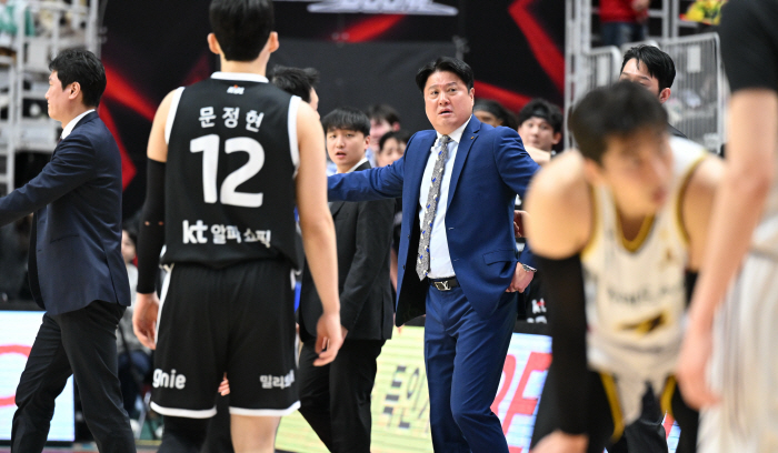 Shin Myeong-ho appeared to get hit by the upgraded version of Yang Hong ...