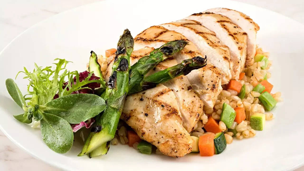 7 simple foods that can help grow muscle