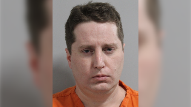 Central Florida man arrested with a red lace bra, a G-string and a gun