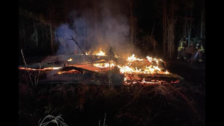 Suffolk firefighters extinguish Hillpoint brush fire