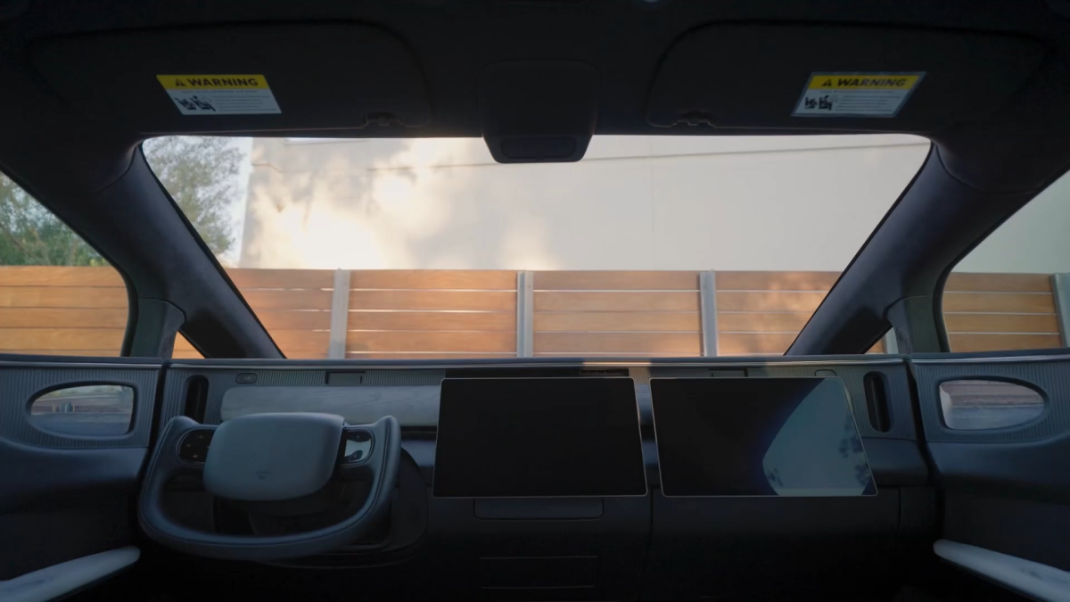 This is the first folding steering wheel for driverless cars