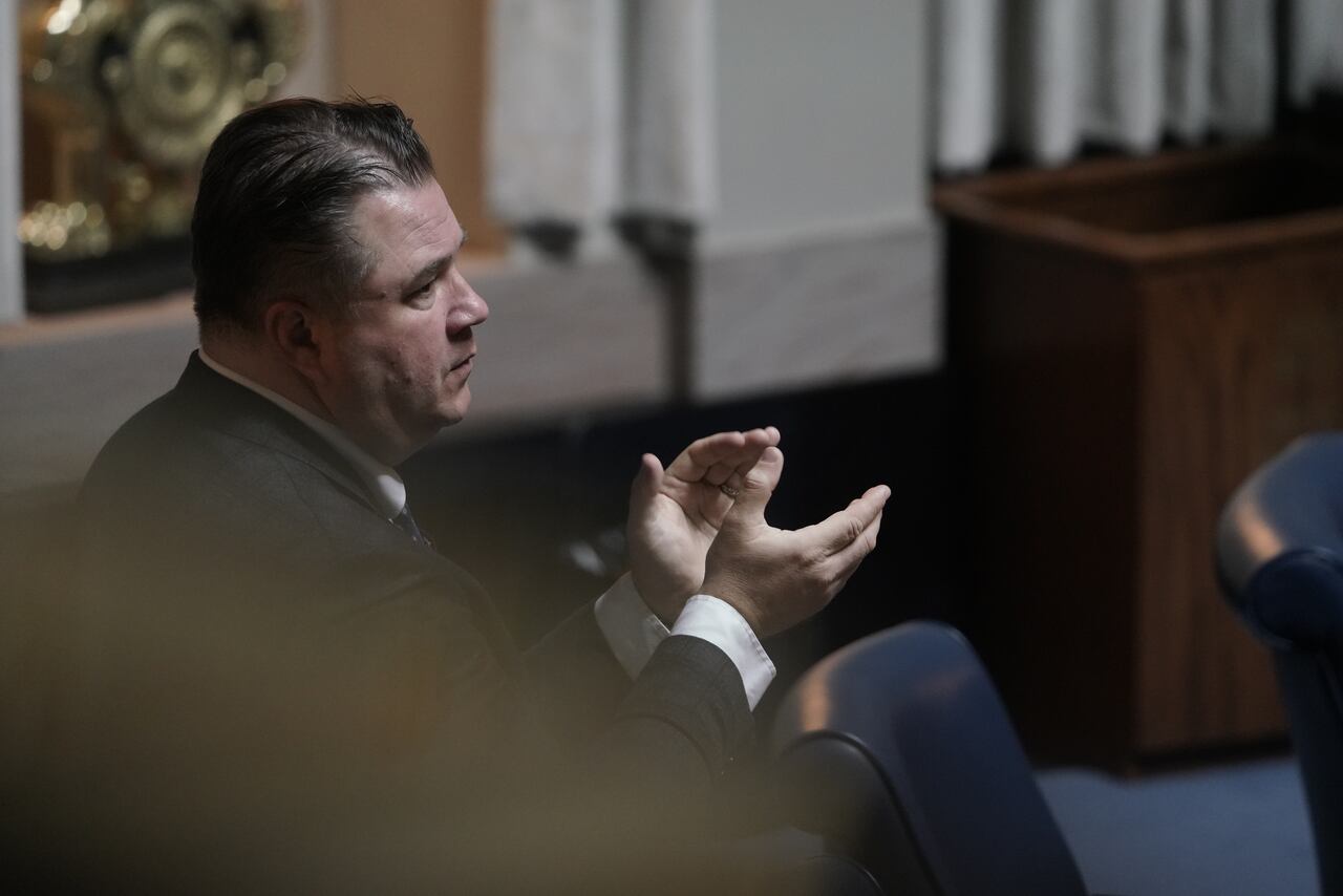 Former Manitoba NDP MLA files defamation claim against premier, 2 other ...