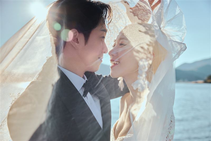 Lulu成功嫁給偶像陳漢典!14年緣分曝 媒體人讚：像細水長流愛情紀錄片