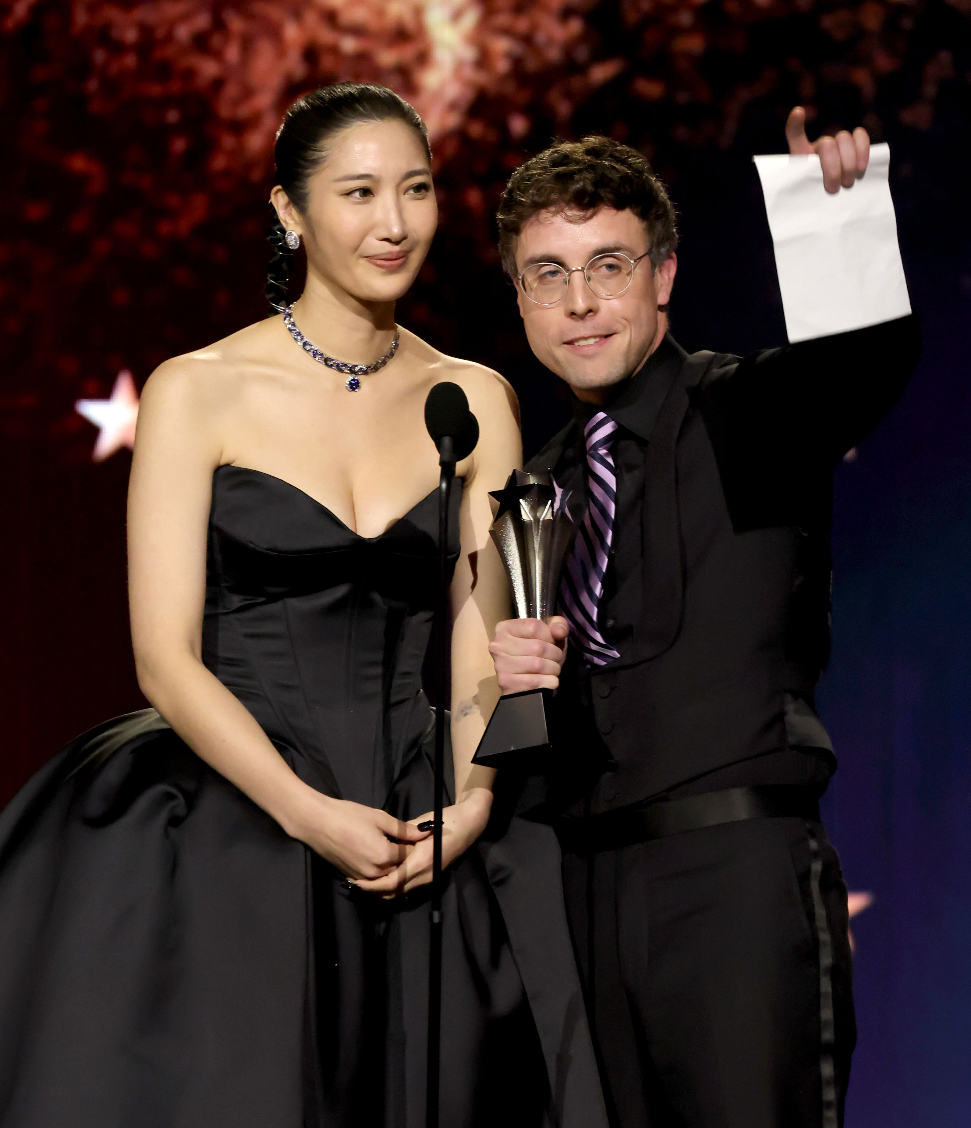 How Critics Choice Awards winners Seth Rogen, Jean Smart and more ...