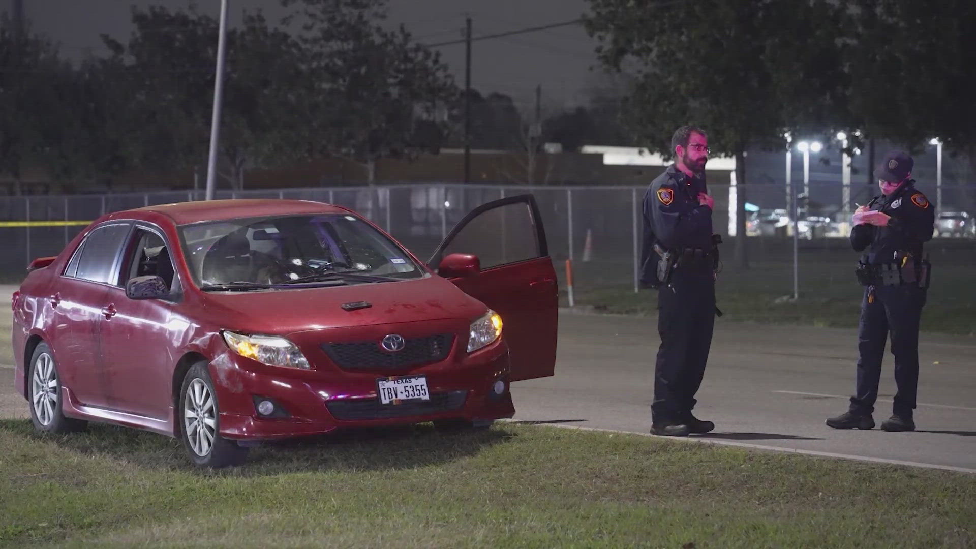 HPD: Man found dead inside car in southeast Houston