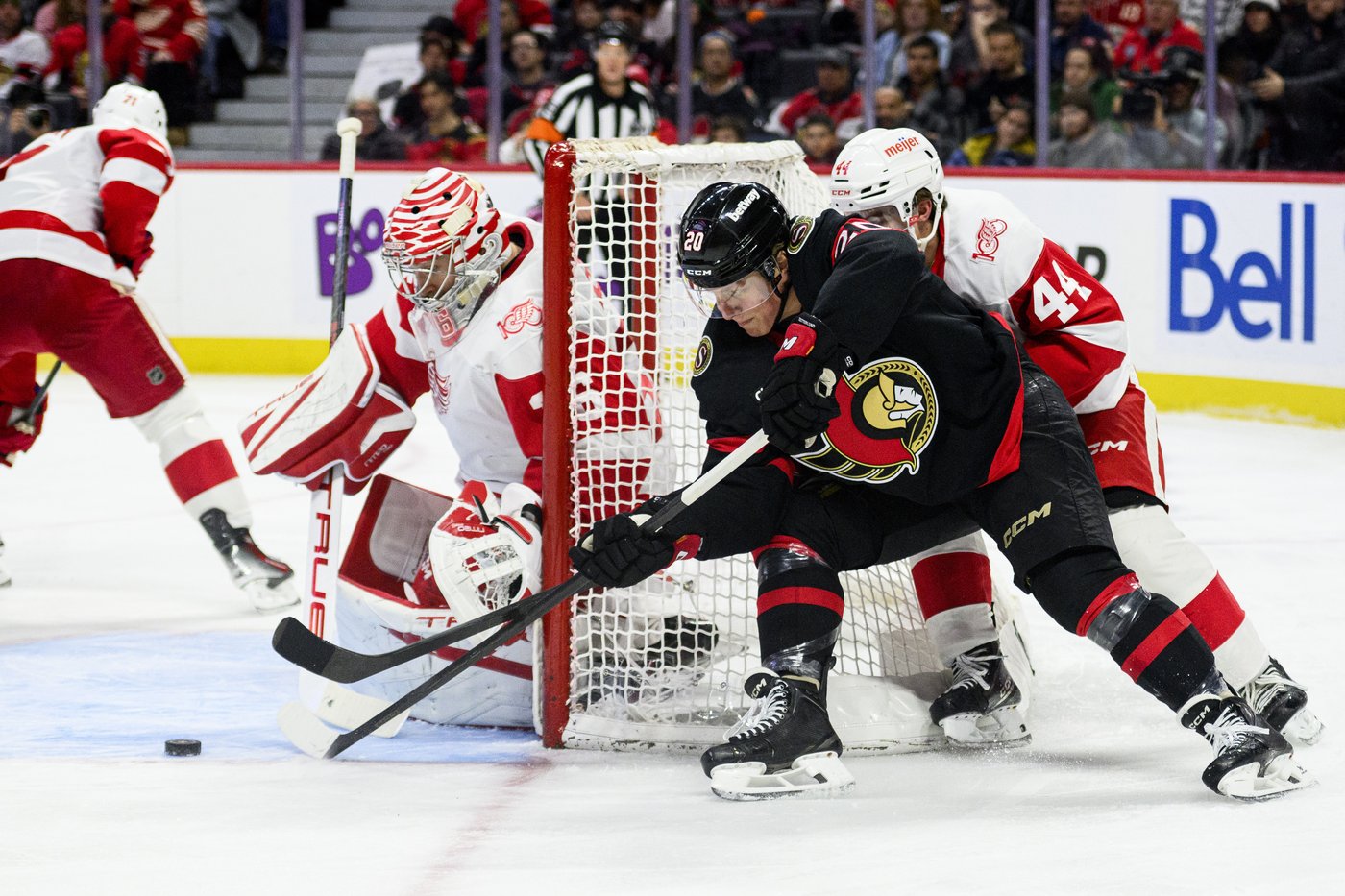 James Van Riemsdyk brille dans un gain des Red Wings à Ottawa, 5-3