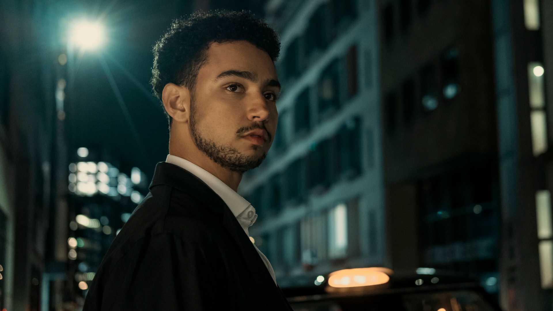 Sophie Turner's new Prime Video heist series "Turn[s] the formula ...