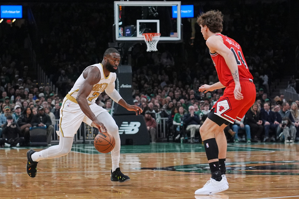 Simons scores 27 points, Pritchard adds 21 as Celtics cruise past Bulls ...