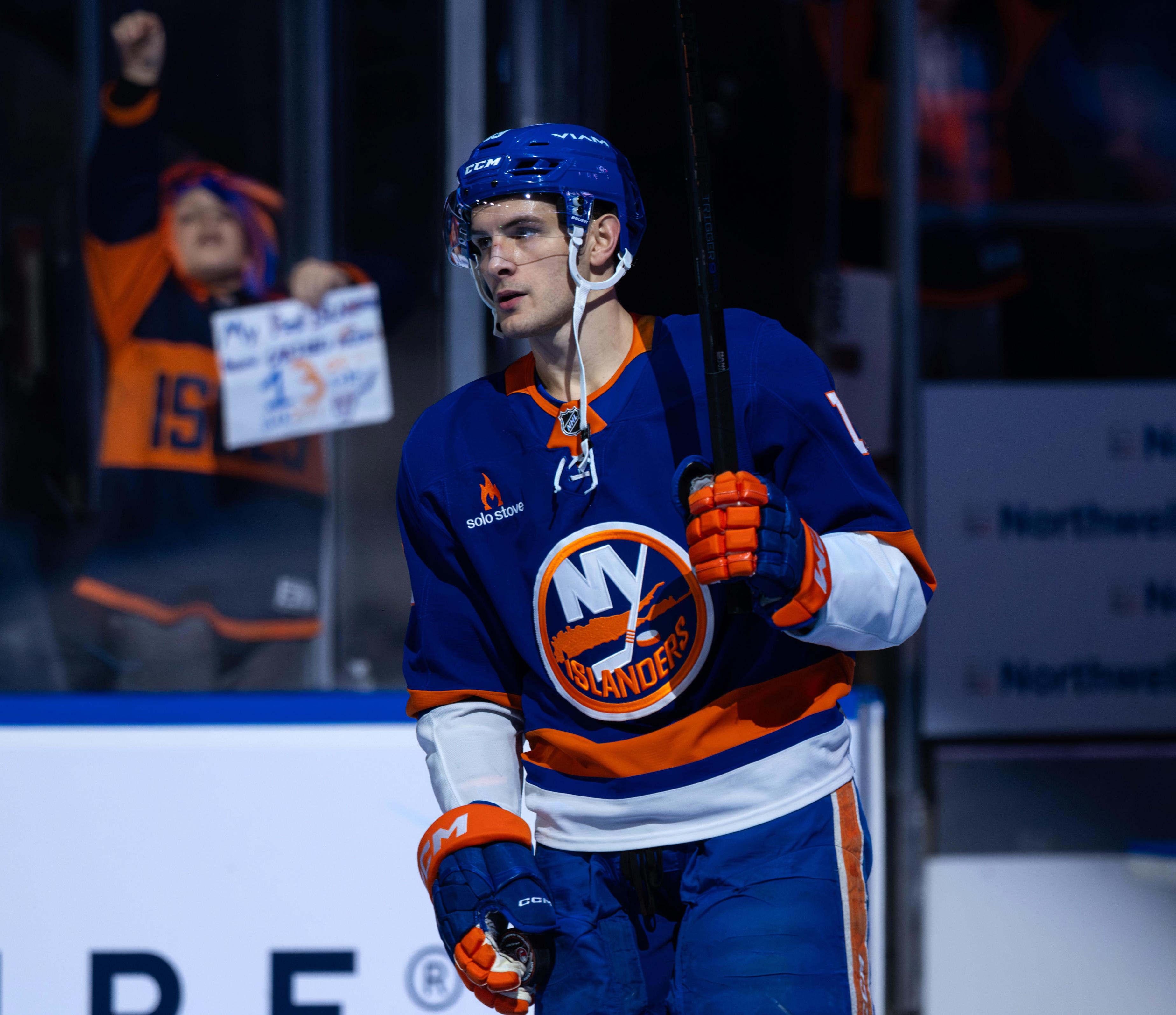Schwartz: Coming back from injury, Mat Barzal adds smarts to his game