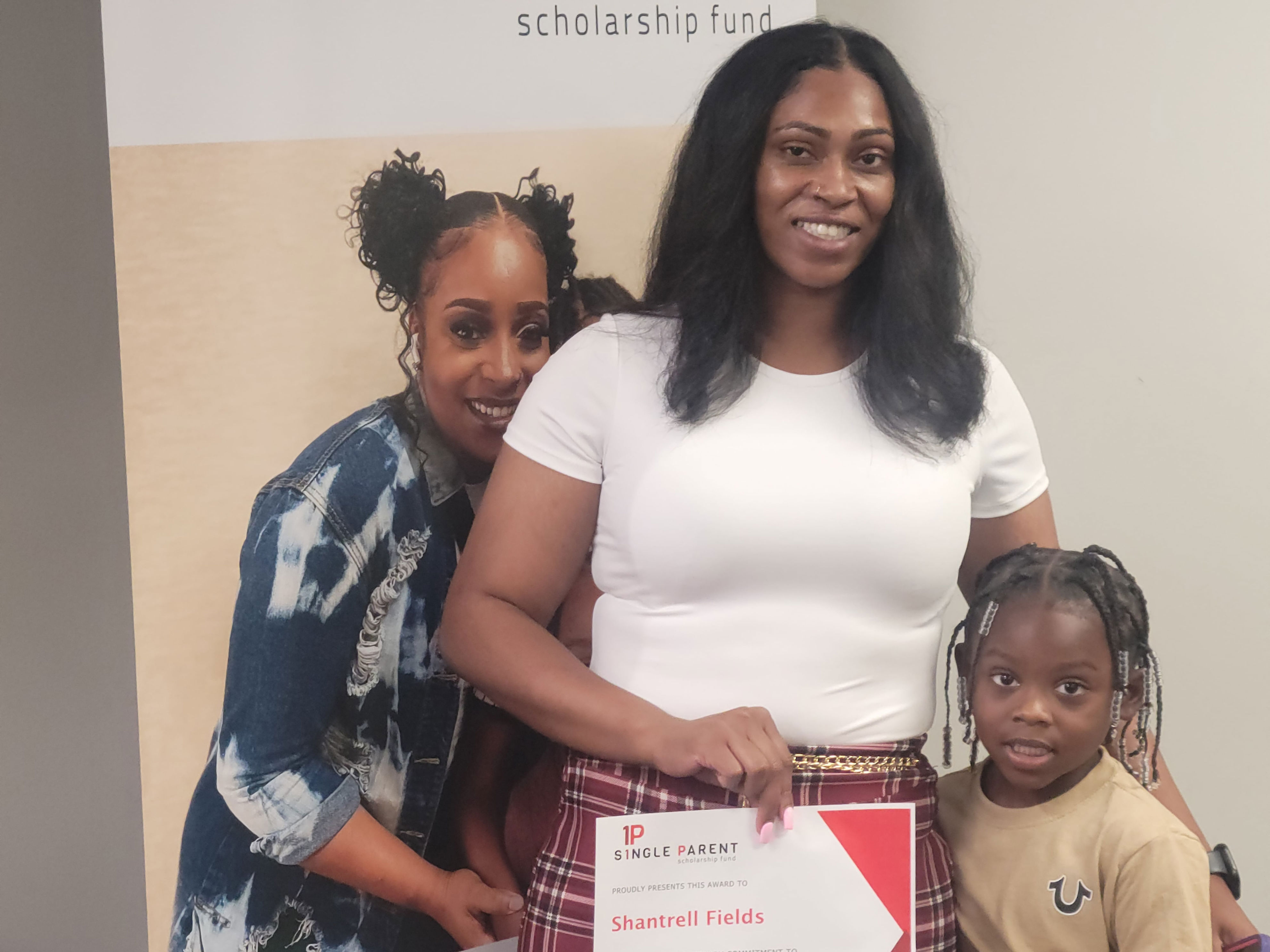 Arkansas Single Parent Scholarship Fund is now accepting applications