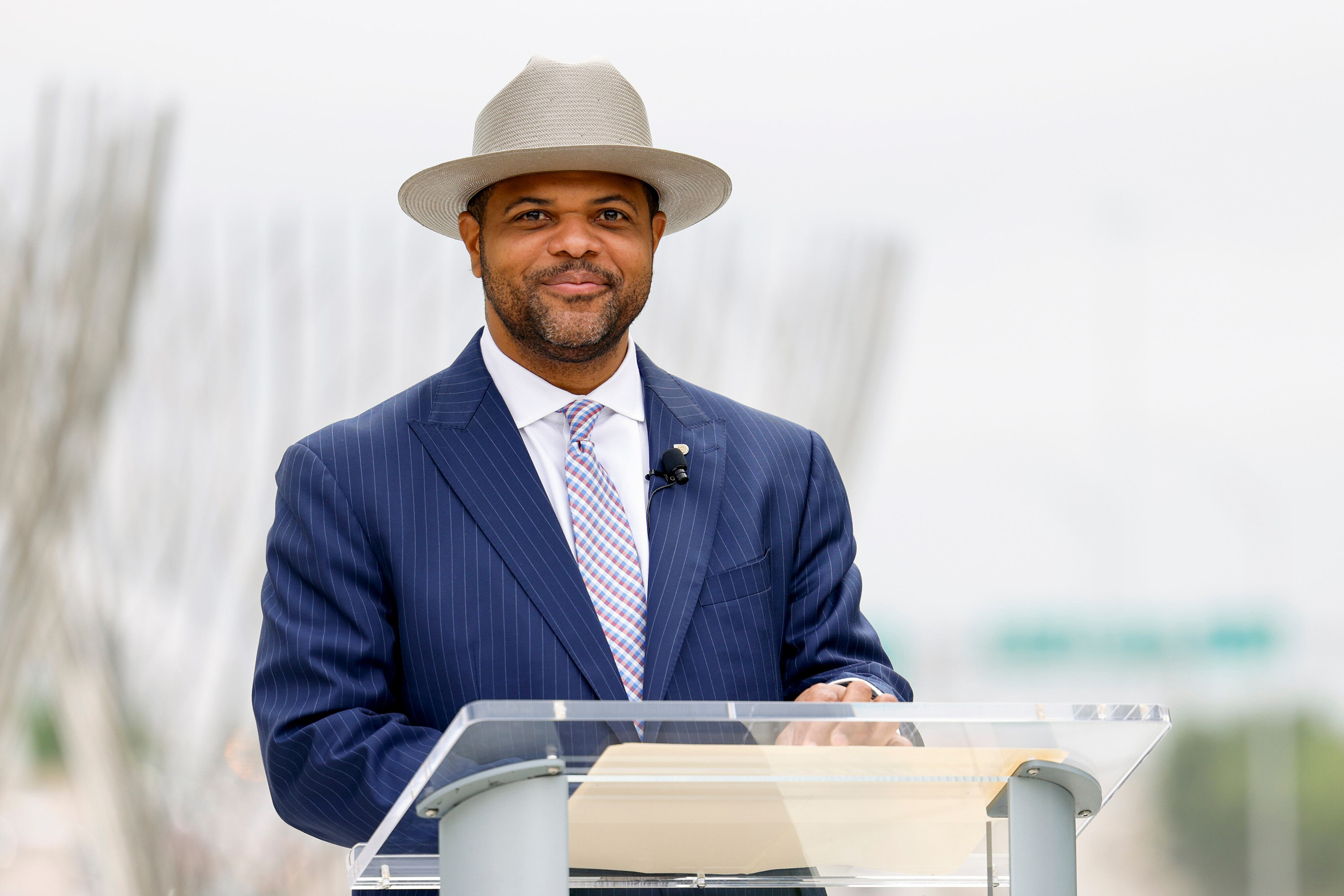 Mayor Eric Johnson predicts a flood of finance firms leaving NYC for Dallas