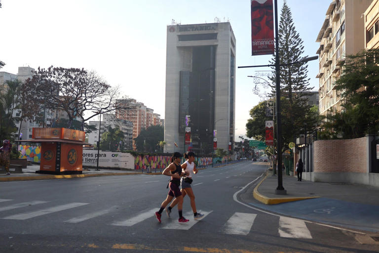 Venezuela’s new leader rushes to assert control after Maduro’s fall