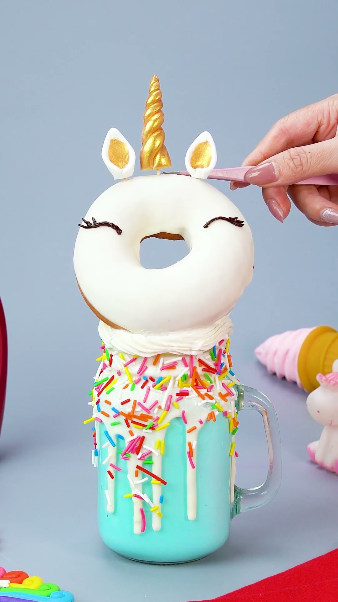 Creative cake and dessert decorating ideas