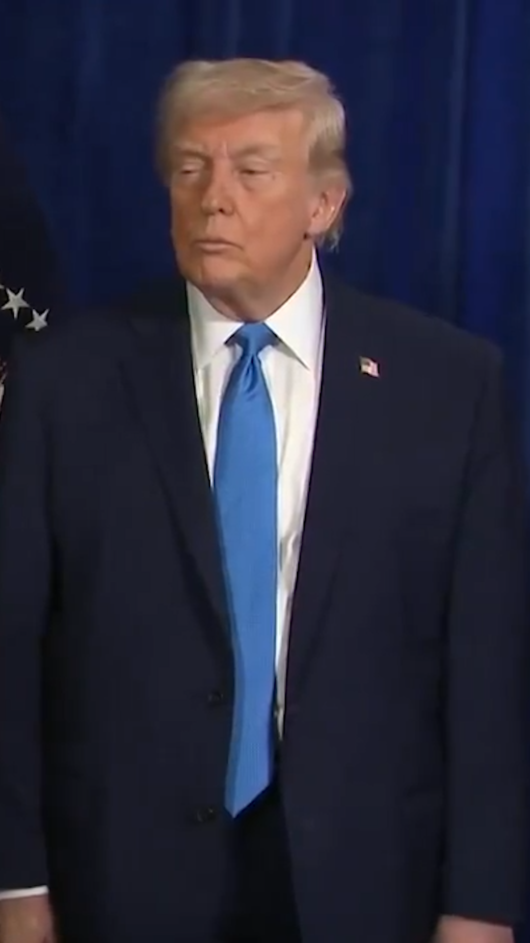 Trump can barely stay awake