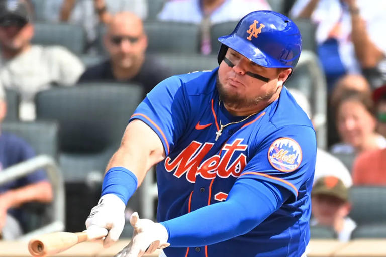 Polarizing ex-Mets DH Daniel Vogelbach hired as hitting coach by Brewers