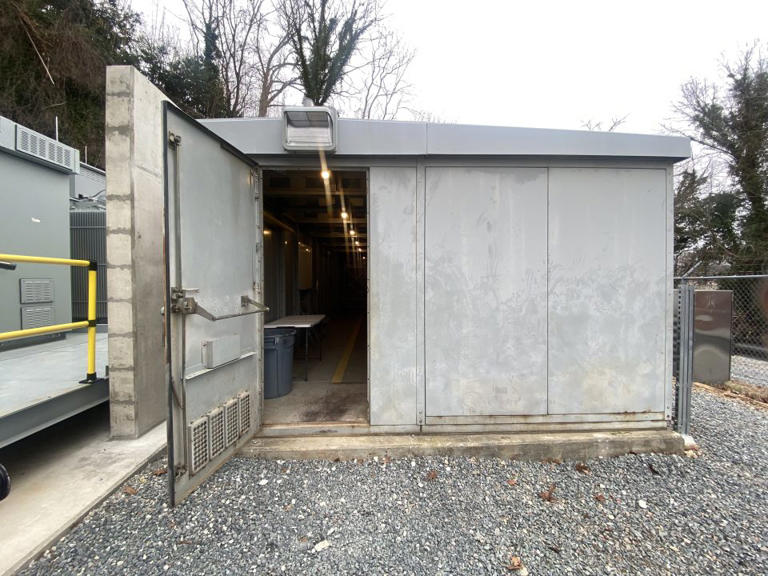 Richmond hosts water treatment plant tour one year after water crisis