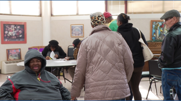 Residents return to LMHA property after maintenance workers go to ...