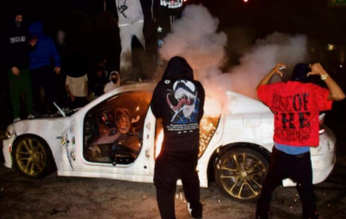 Miami-Dade Sheriff's Office seeking info on man who set a car on fire