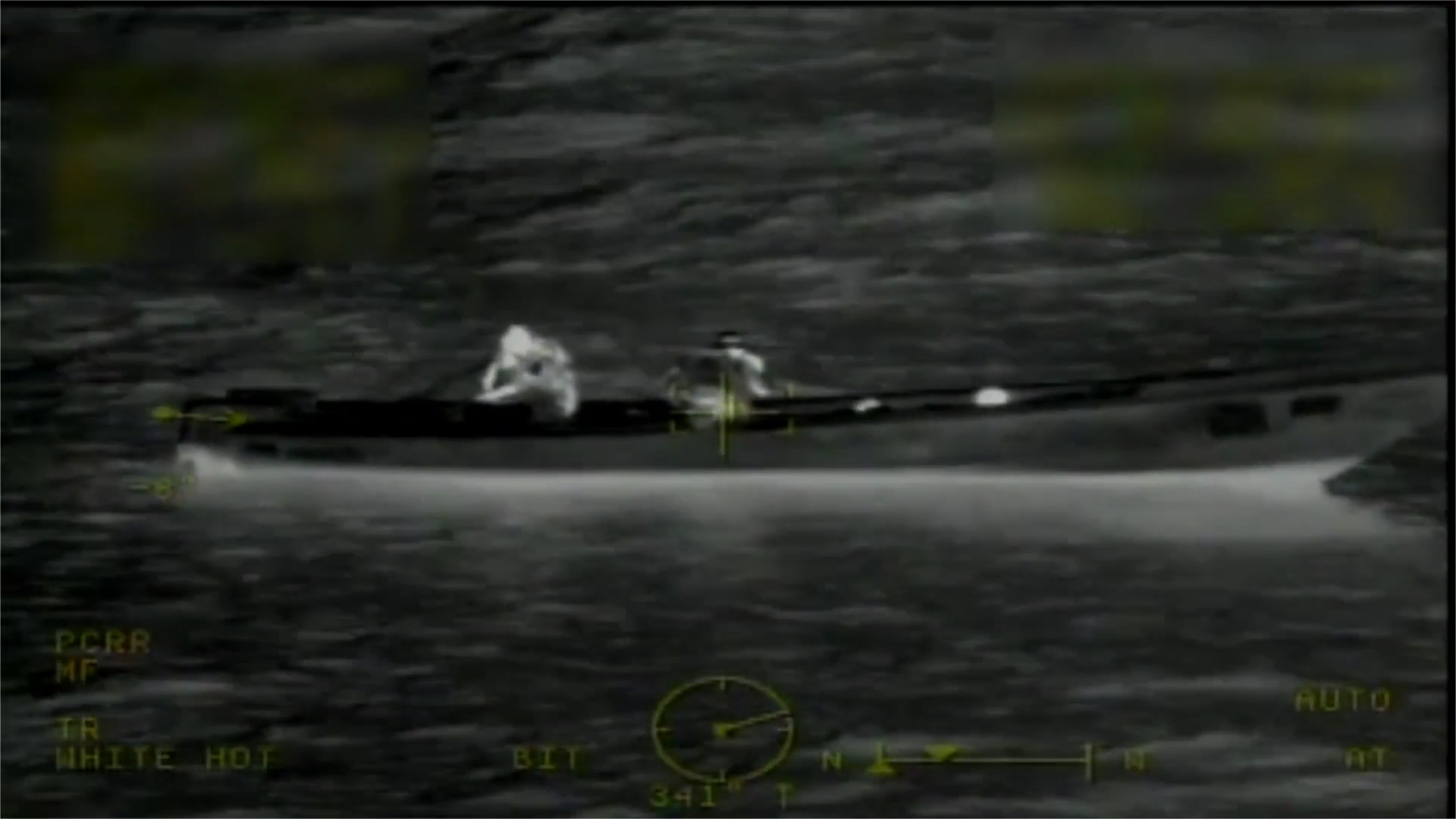 Footage of pirates attacking US Navy ship