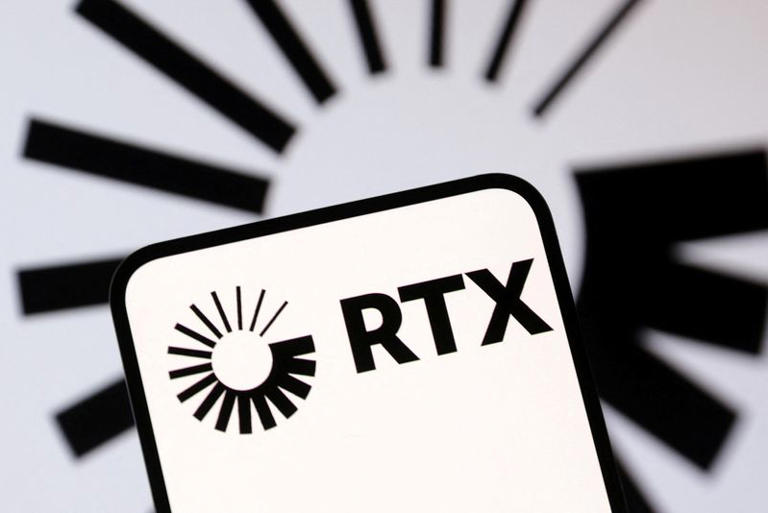 US awards radar contracts to RTX, Indra in air traffic overhaul