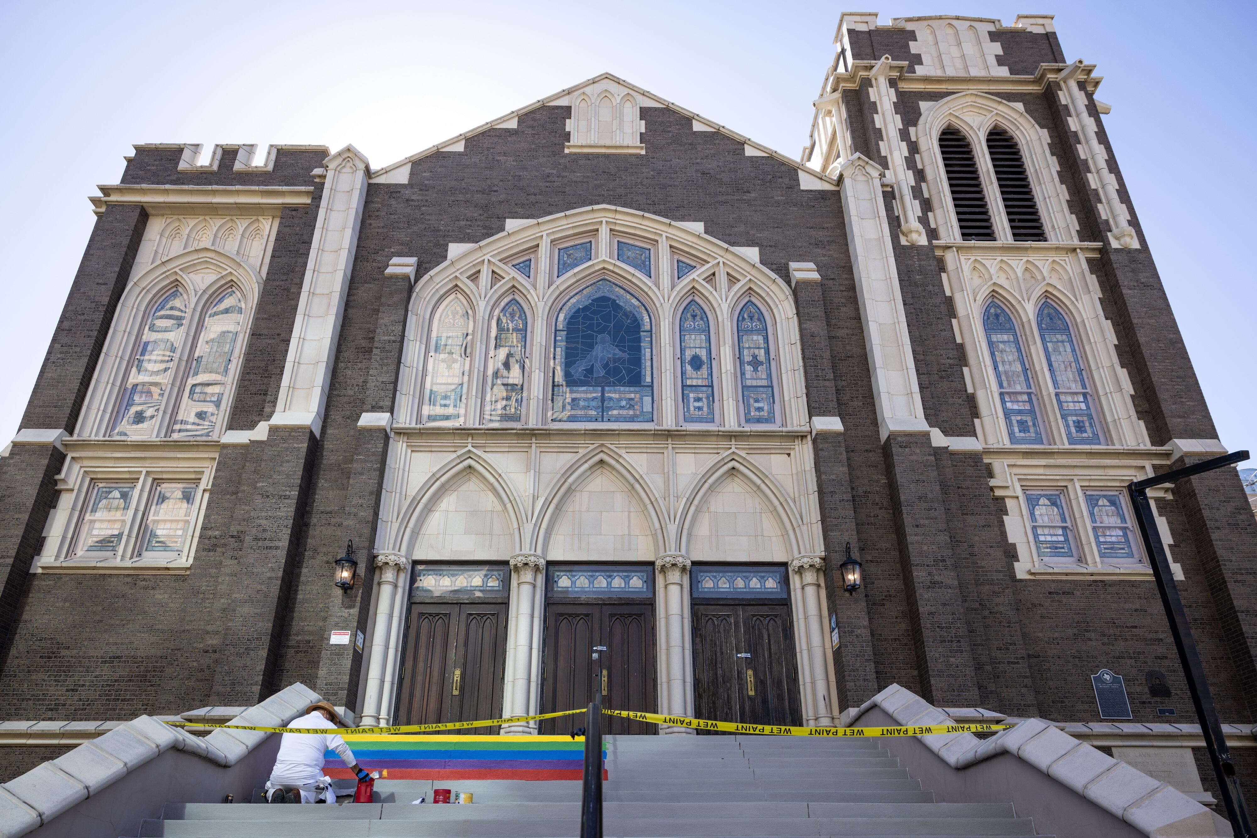 Dallas Landmark Commission: Rainbow-colored steps at Oak Lawn church ...