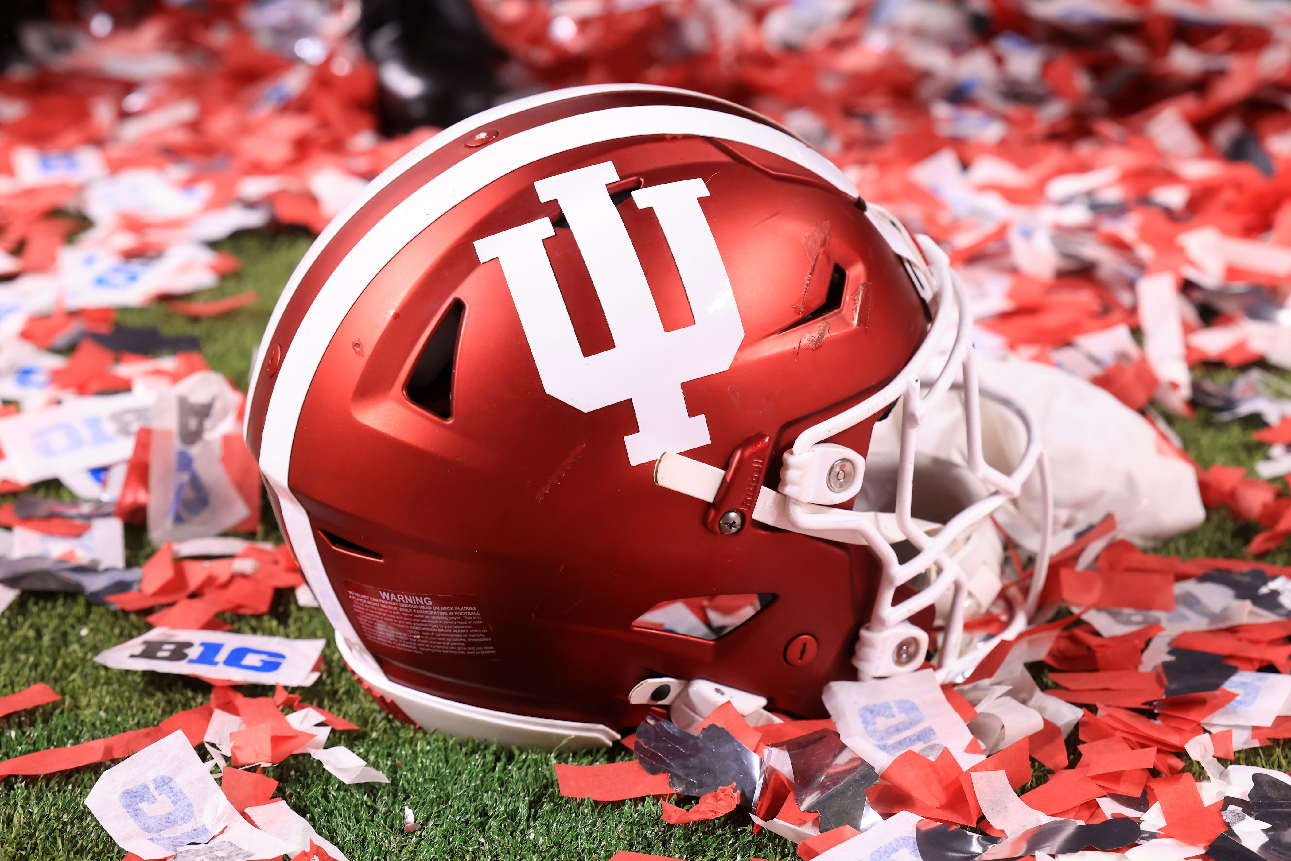 Indiana Hoosiers poach tight end from CFP rival in transfer portal