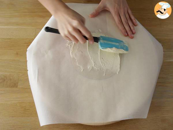 Layer cake Petit Chef with gum paste - video recipe!