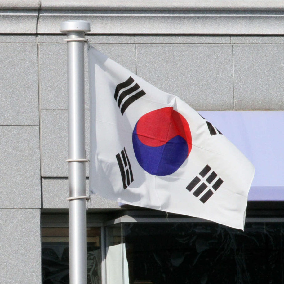 【韓流】超大型新人ボーイズグループがベール脱ぐ 8人組ALPHA DRIVE ONE