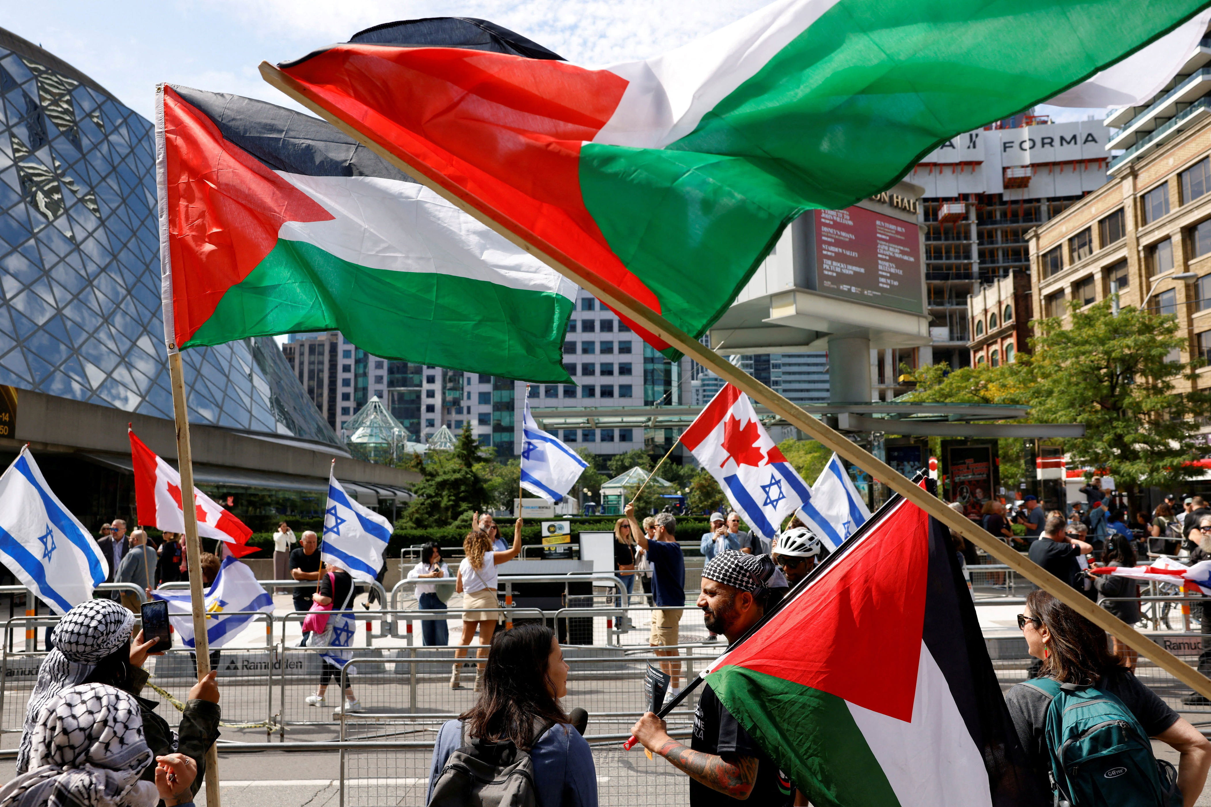 'Hate': Winnipeg synagogue vandalized with swastika graffiti ...