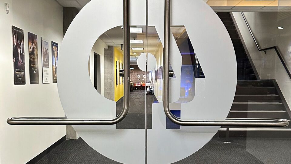 Corporation for Public Broadcasting votes to shut down as PBS, NPR lose ...