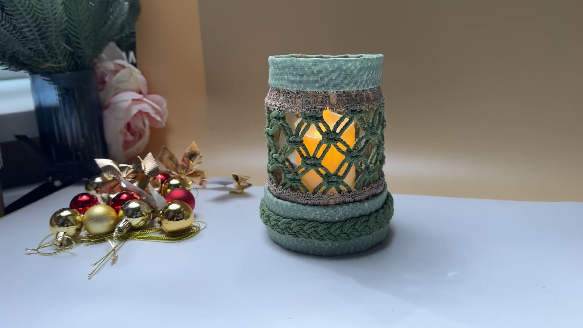 How beautiful! I saw this in an expensive store and made it myself! DIY