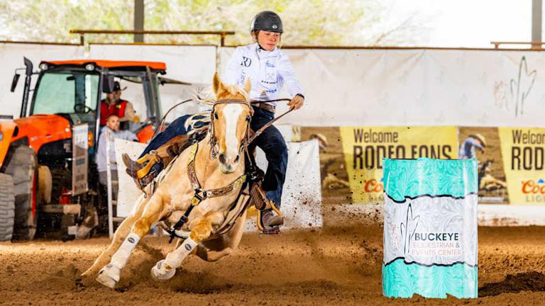 Barrel racers claim big wins in first weekend of Arizona Legacy Races